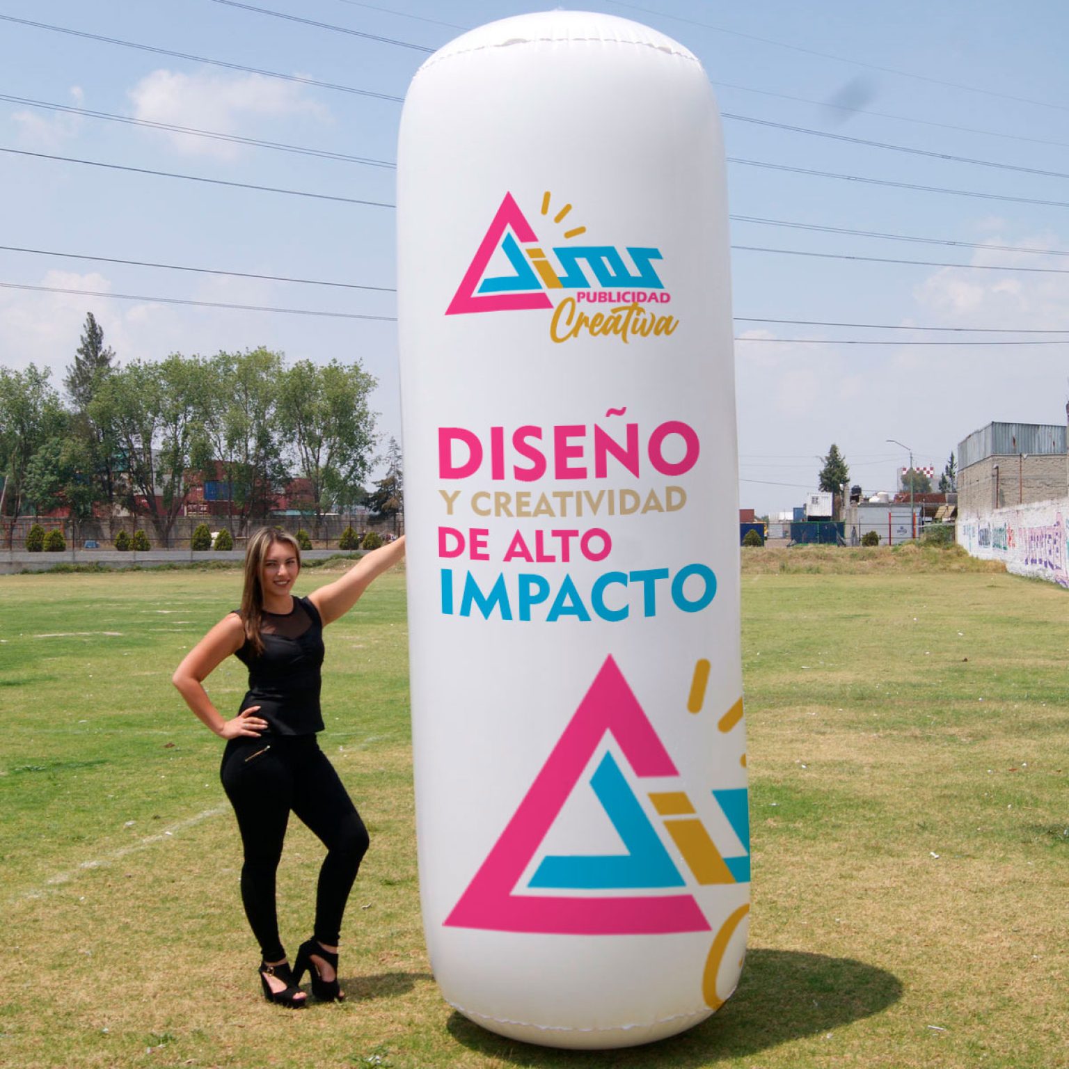 Tótem Publicitario: Impacto Visual y Presencia de Marca